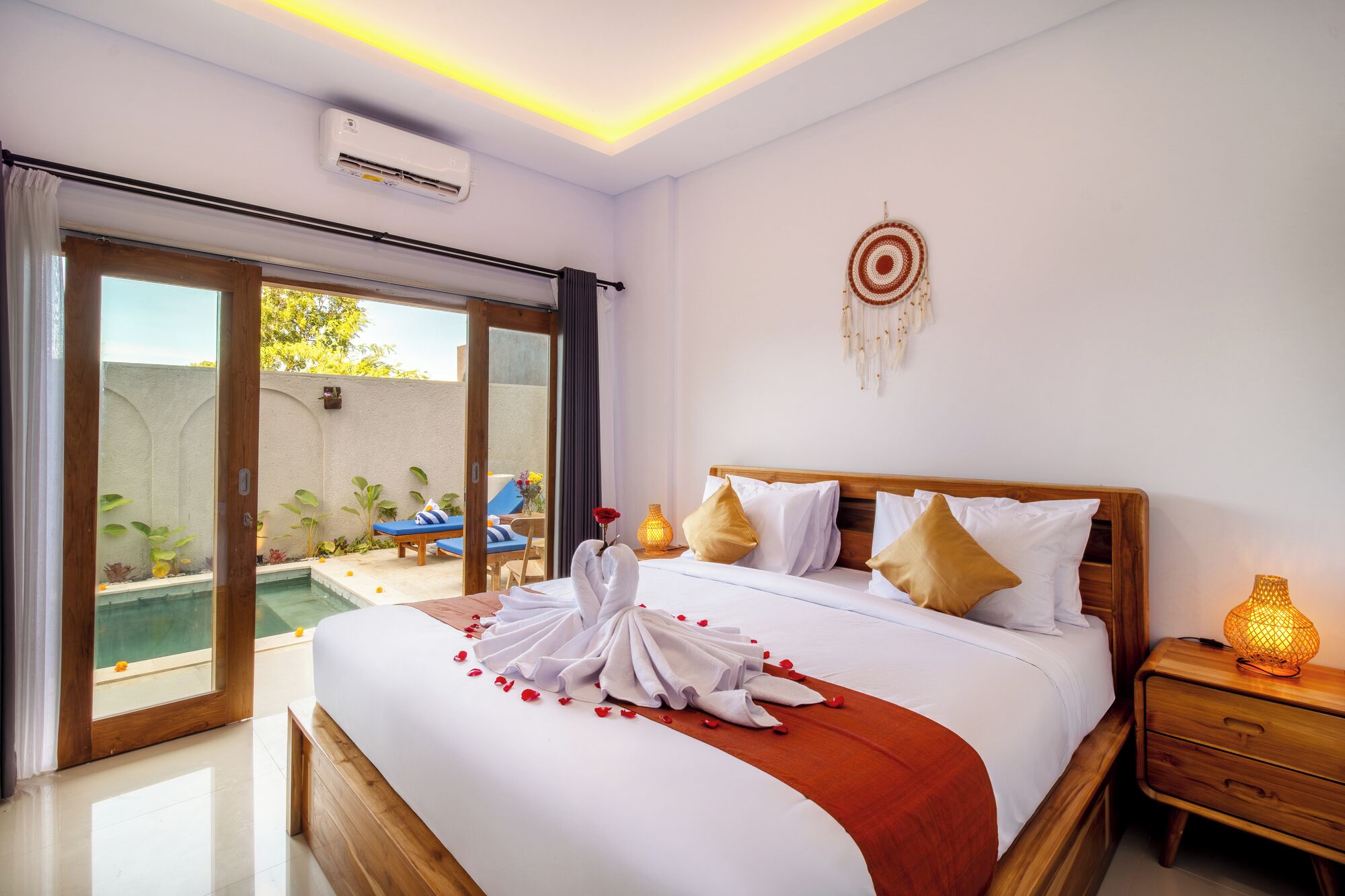 Quarto casal standard | Piscina | Piscina externa