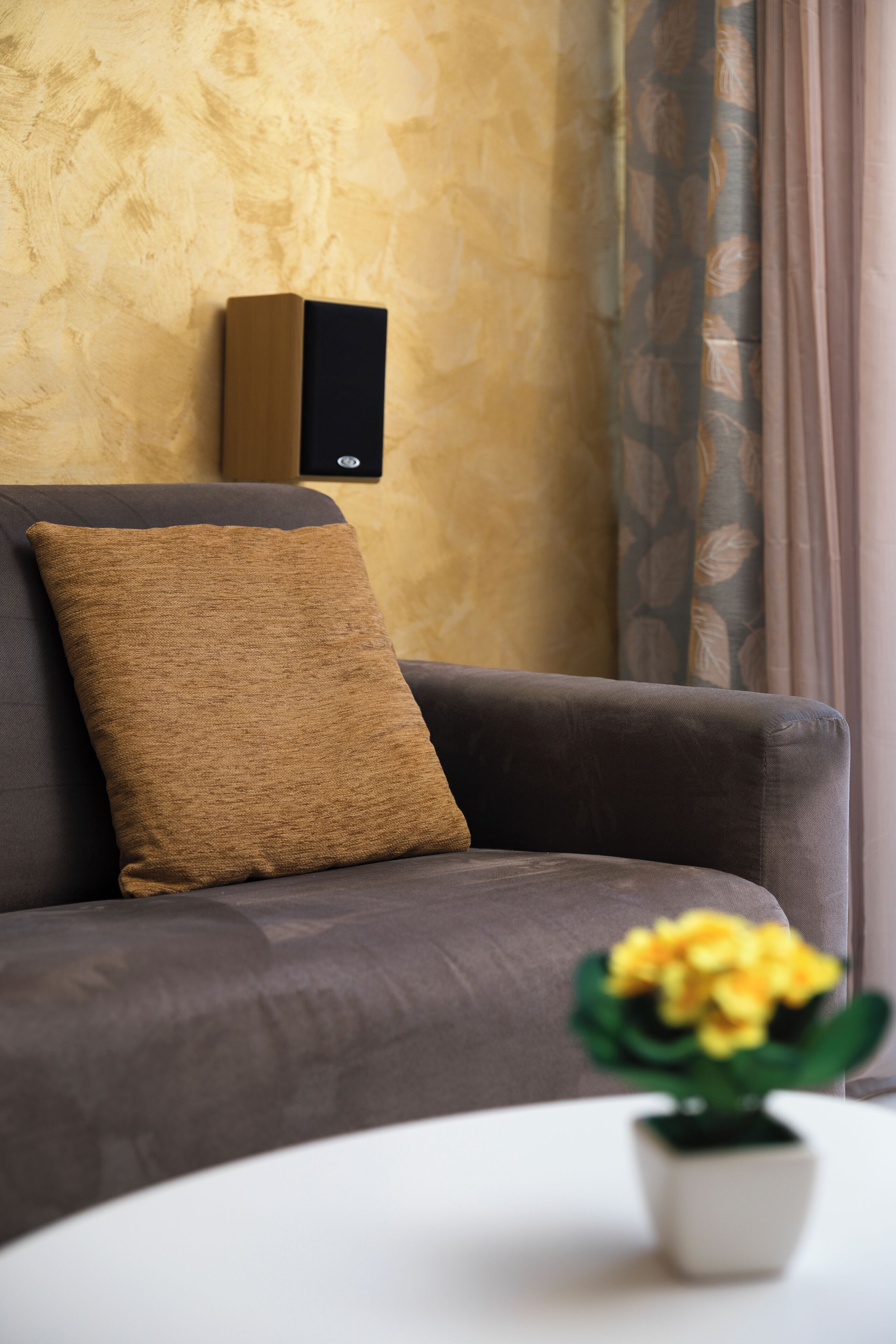 Apartamento, vista para o mar | Sala de estar | TV de ecrã plano 