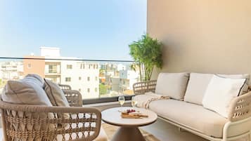 Apartamento, 2 quartos, terraço | Terraço/pátio interior