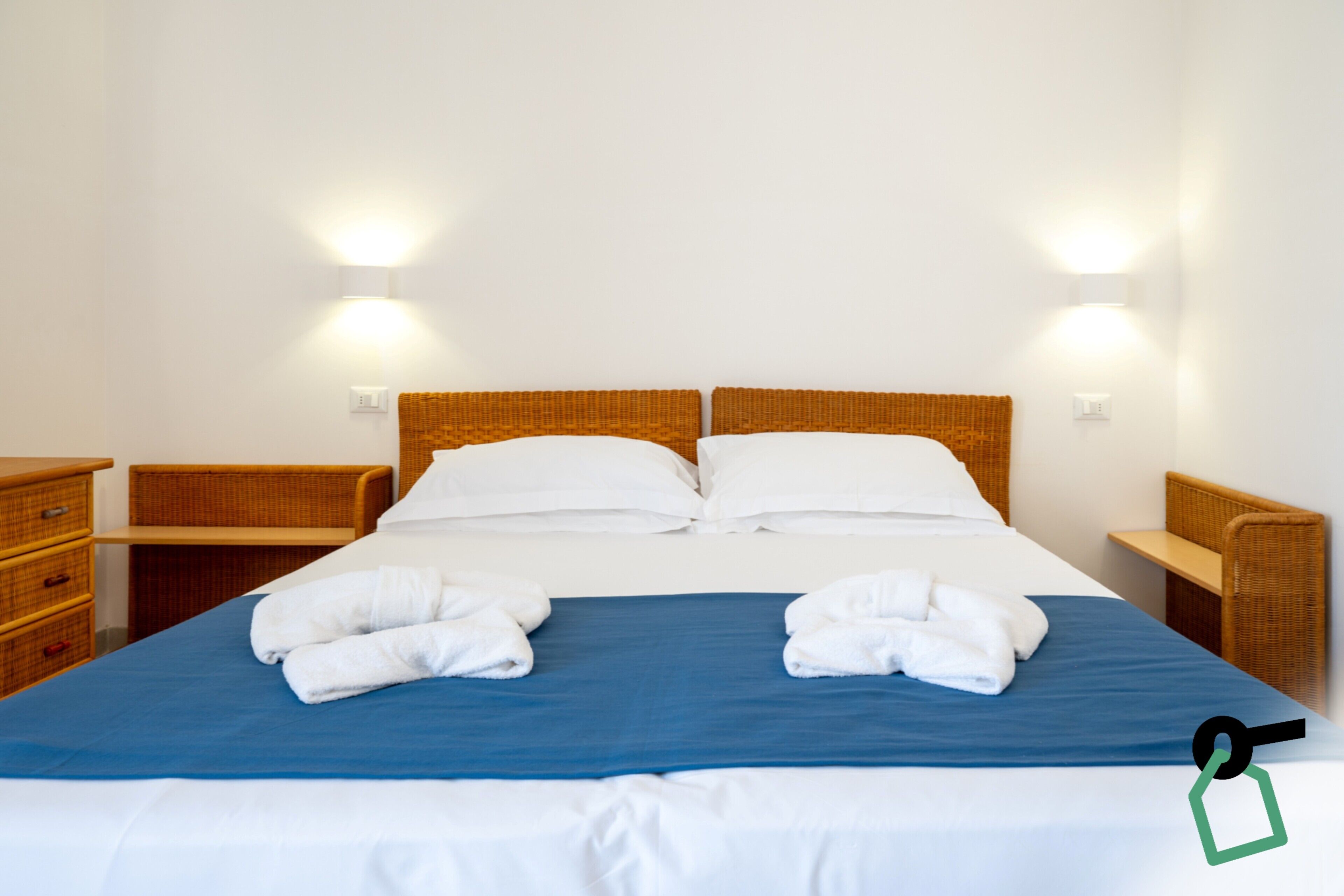 Quarto casal conforto | Wi-Fi de cortesia