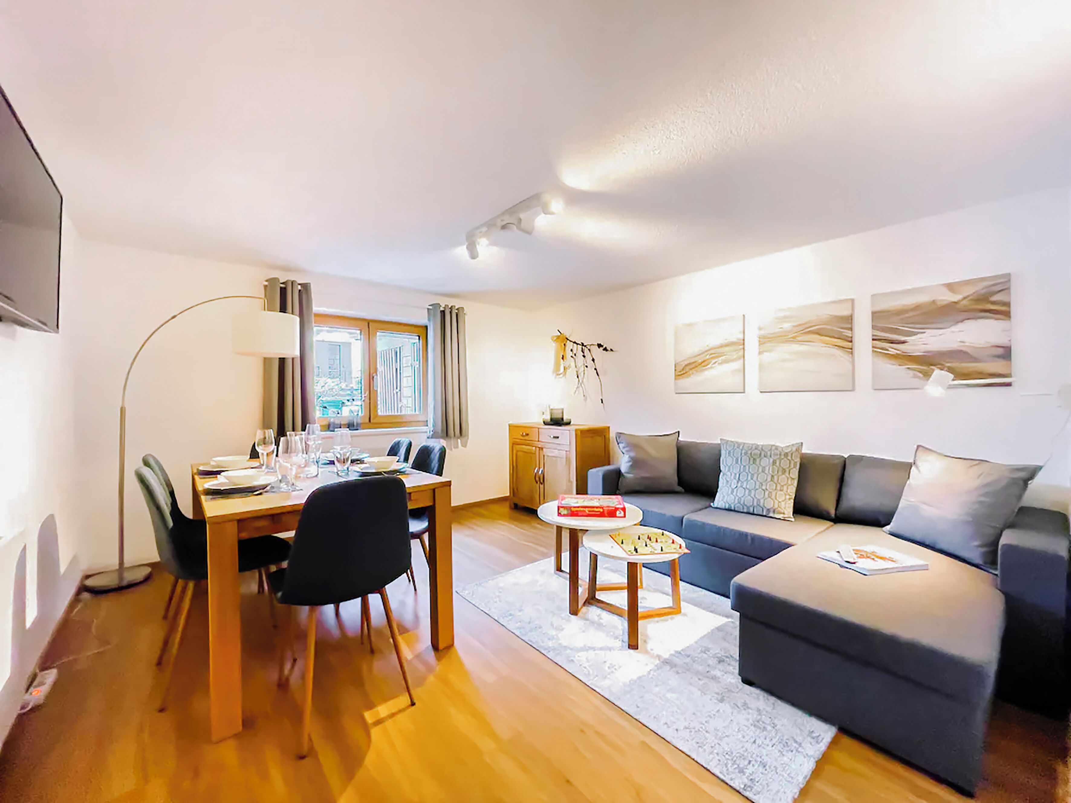 Gemütliches Alpenapartment Für Familien Und Gruppen, Super Ausgangsbasis - Fügen