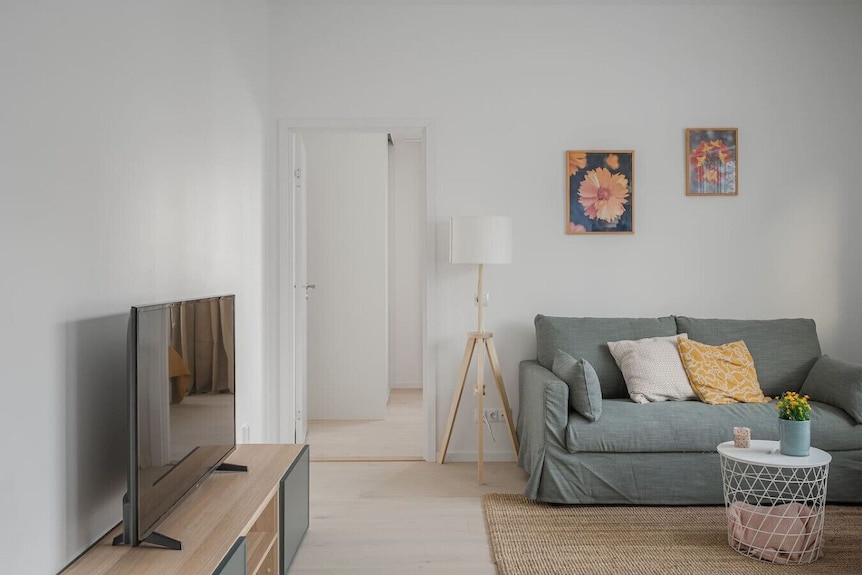 Fresh, Modern Living In A Beautiful Solna Area - Solna