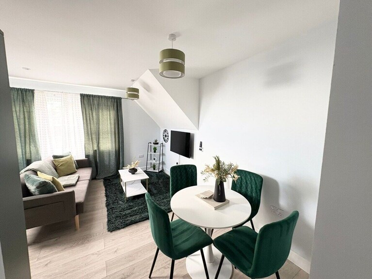 Elegant Retreat 6 Mins Drive From Ferry + Parking - 多佛爾