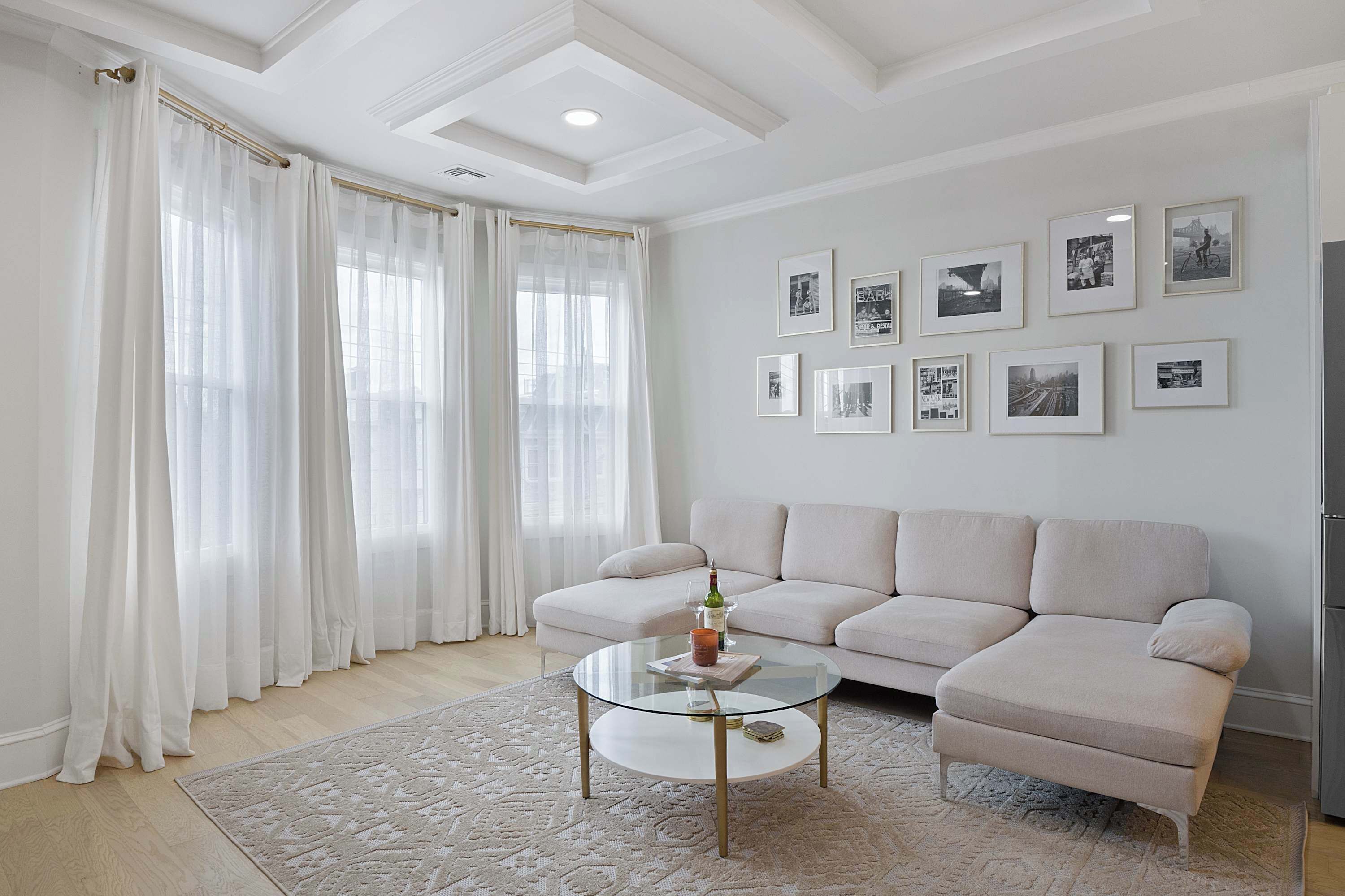 Elegant 2br-2ba Spacious Escape With Rooftop Near Nyc - Brooklyn, NY