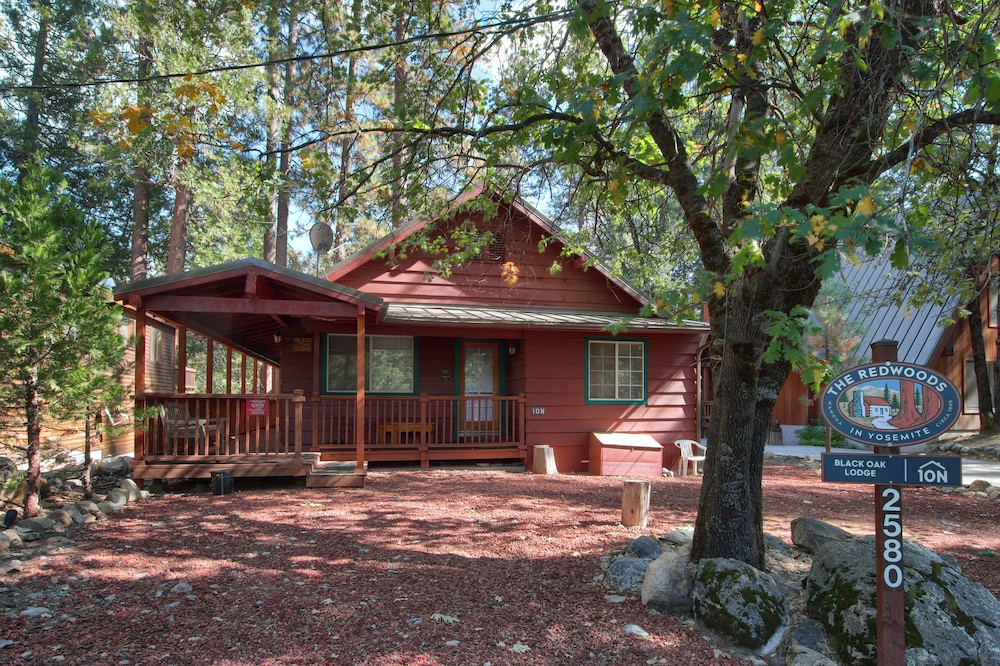 Black Oak Lodge - Yosemite National Park, CA