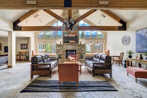 #5075 Keystone, Keystone: 2026 Info, Photos, Reviews | Book at Hotels.com