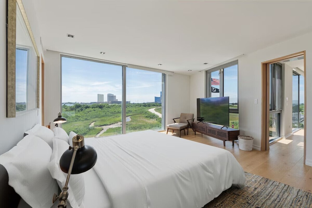 Private Luxury Beach Home in Brigantine with Pool, Spa & Rooftop Deck ...
