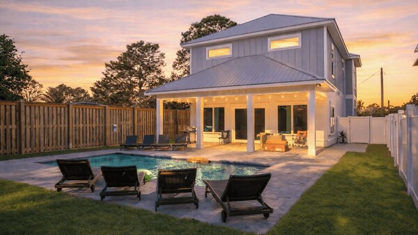 Laguna Beach Retreat By Avantstay | Private Pool + Steps To The Beach • Near Pier Park And Dining - Panama City Beach, FL