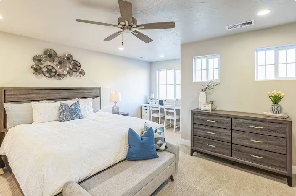 NEW Pool+PickleBall -Opens Sept 10- ZionNatPark Reviews, Deals & Photos ...