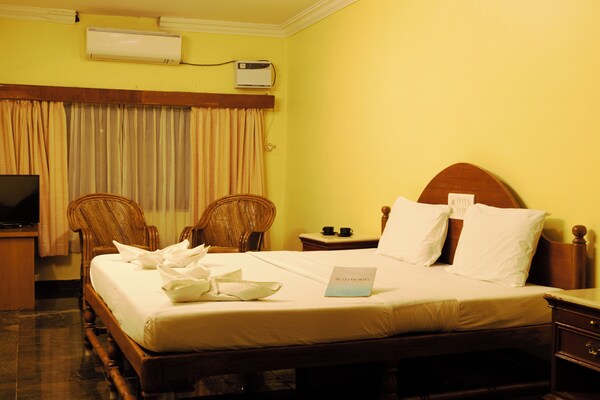 Sea Breeze Beach Resort - Mahabalipuram
