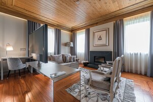 Suite de Luxo, vista para o vale | Sala de estar