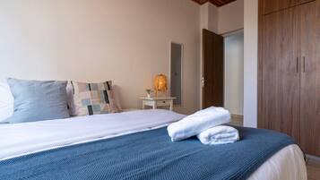 Apartamento, 2 quartos, cozinha, vista para o mar | Lençóis de algodão egípcio, roupa de alta qualidade