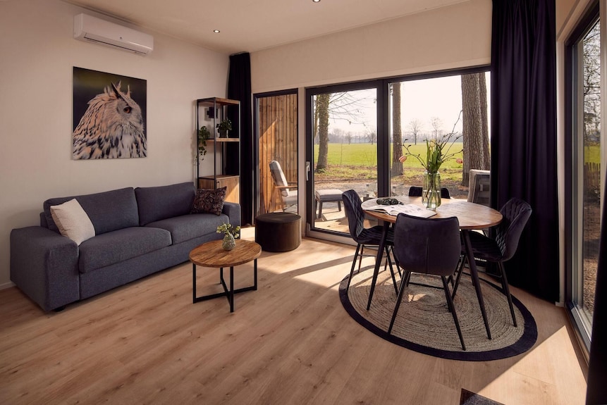 This 2-person Forest Lodge Royal With Sauna, Located In The Forested Park Area, Guarantees An Almost Magical Experience Near Winterswijk. - Winterswijk