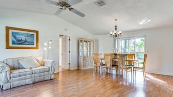 Casa (3 Bedrooms) | Interior