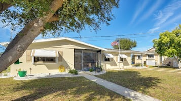 Casa (2 Bedrooms) | Interior