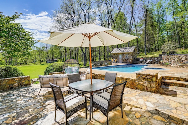 Close To Wineries & River, Secluded Aldie Escape - Leesburg Animal Park