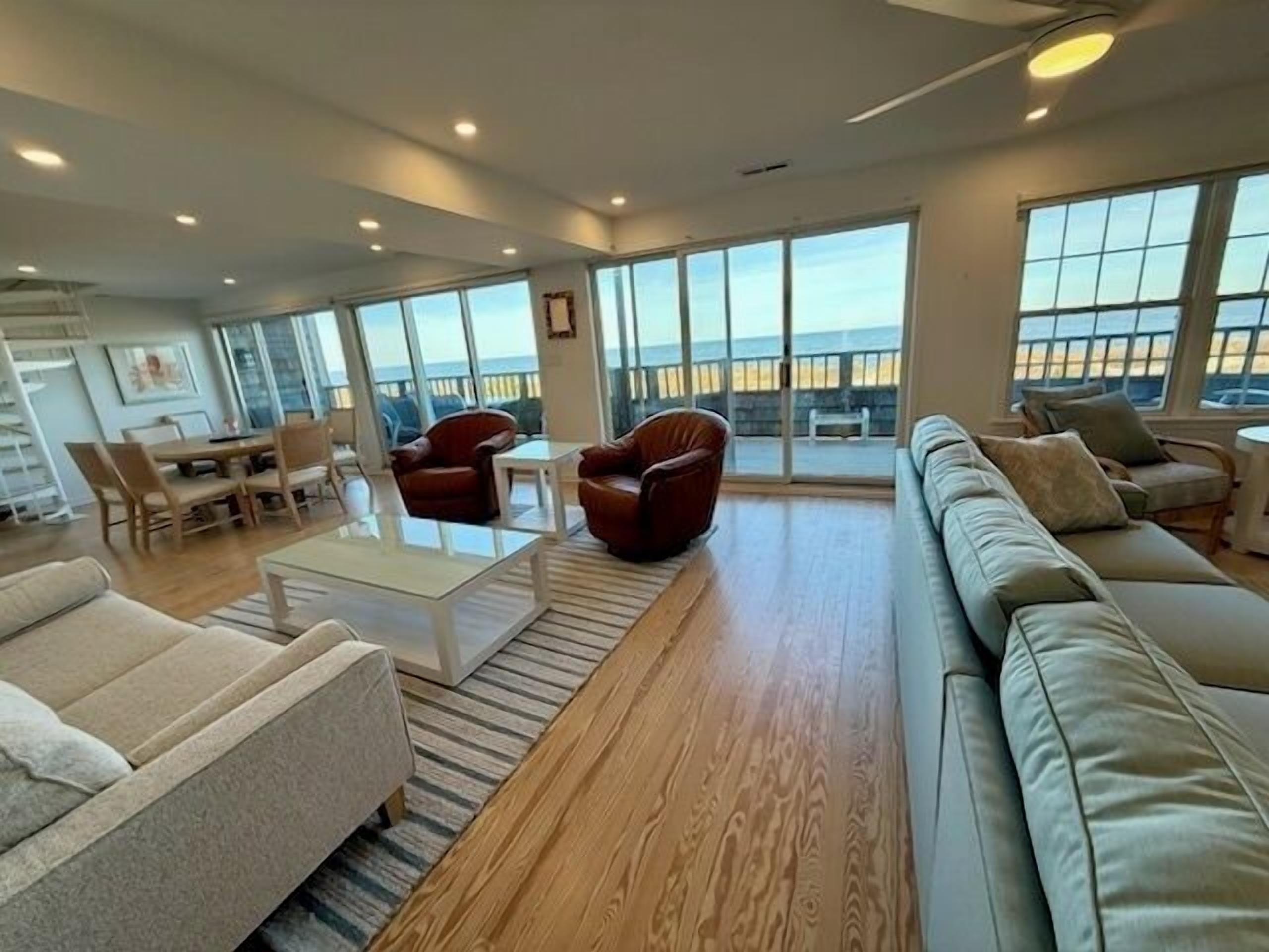 Beautiful Penthouse 3 Bedroom Condo In Breakwater House With Bay Views! - Lewes, DE