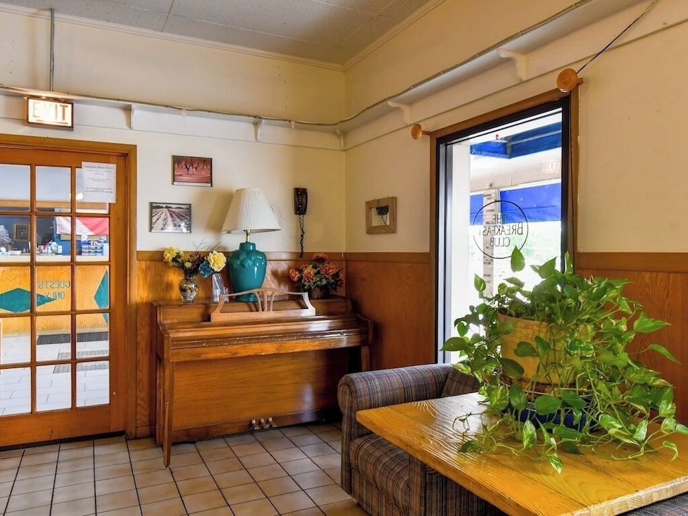 Relaxing 2 Double Rooms with Massage Option at Low Rates Reviews, Deals ...