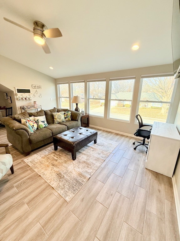 Lee's Summit Loft-near Downtown - Kansas City Zoo, Kansas City