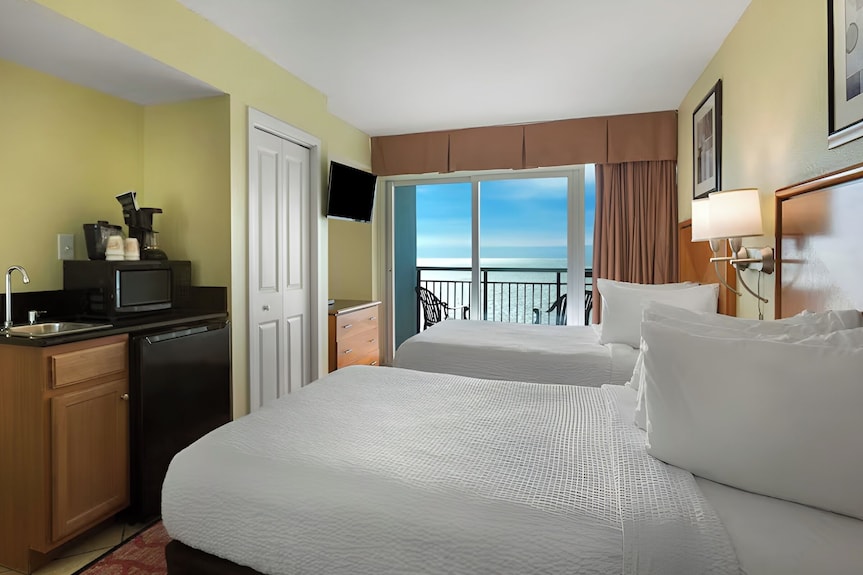 Oceanfront W/balcony | 2.1 Mi To Ripleys Aquarium Of Myrtle Beach | 3 Units - Myrtle Beach