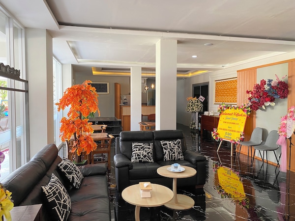 Bumi Geulis Hotel & Residence - Sukabumi