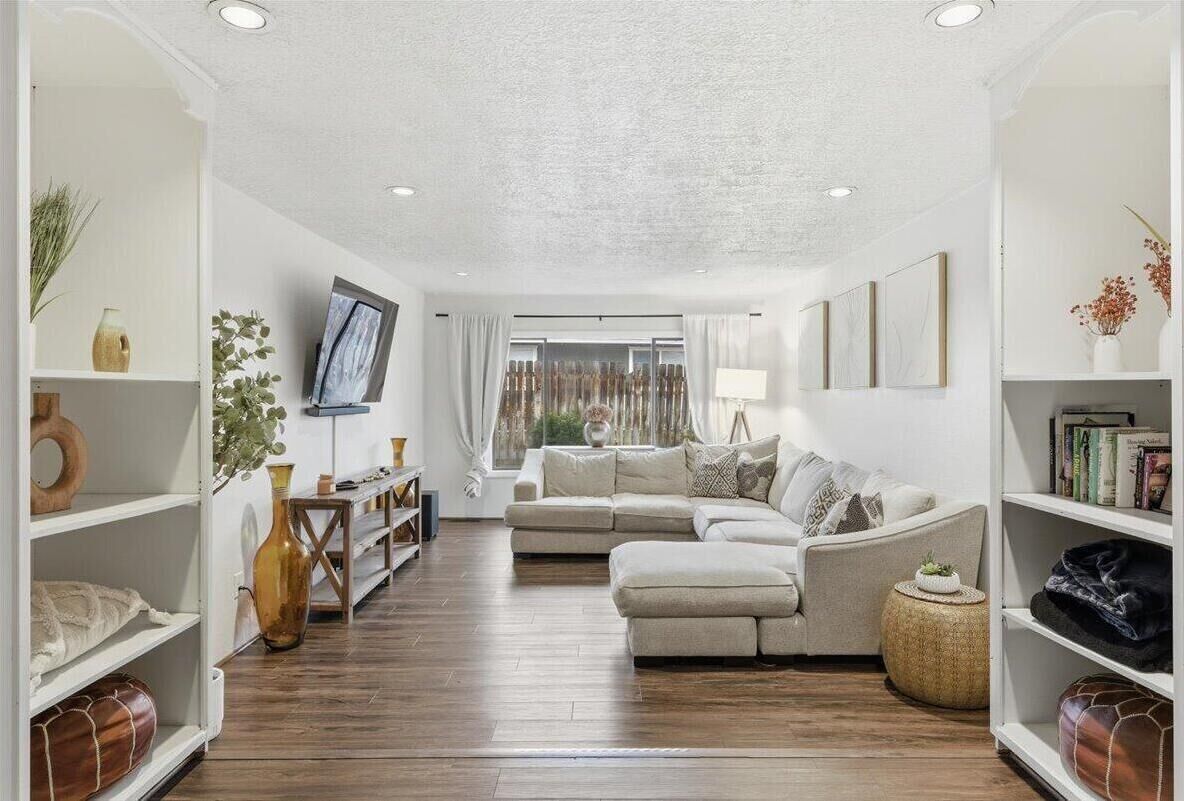 Stay In The Heart Of Medford. - Medford, OR