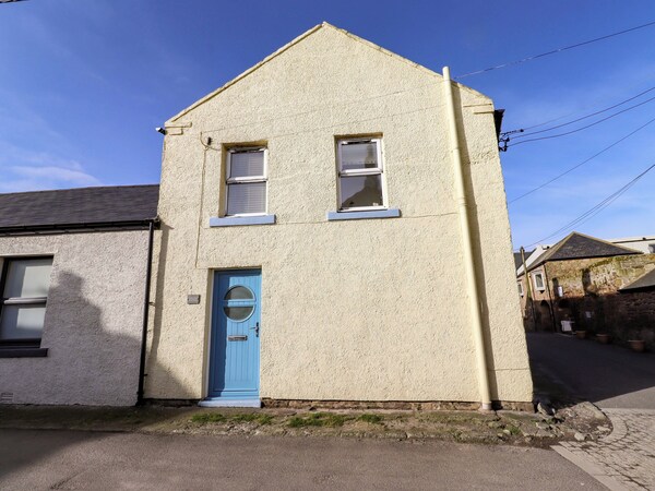 Corner Cottage - Seahouses