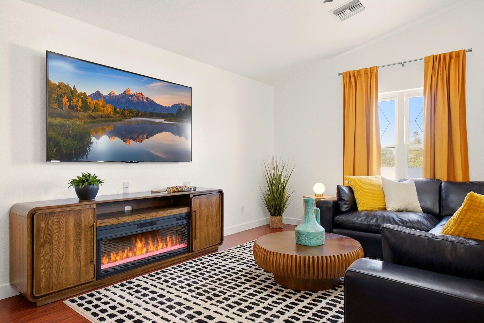 Kicks On Route 66: Scottsdale 8br Group Haven W/ Bowling Alley & Heated Pool - Scottsdale, AZ
