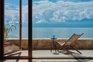 Quarto Clássico com Cama de Casal, pátio, vista para o mar | Vista do quarto