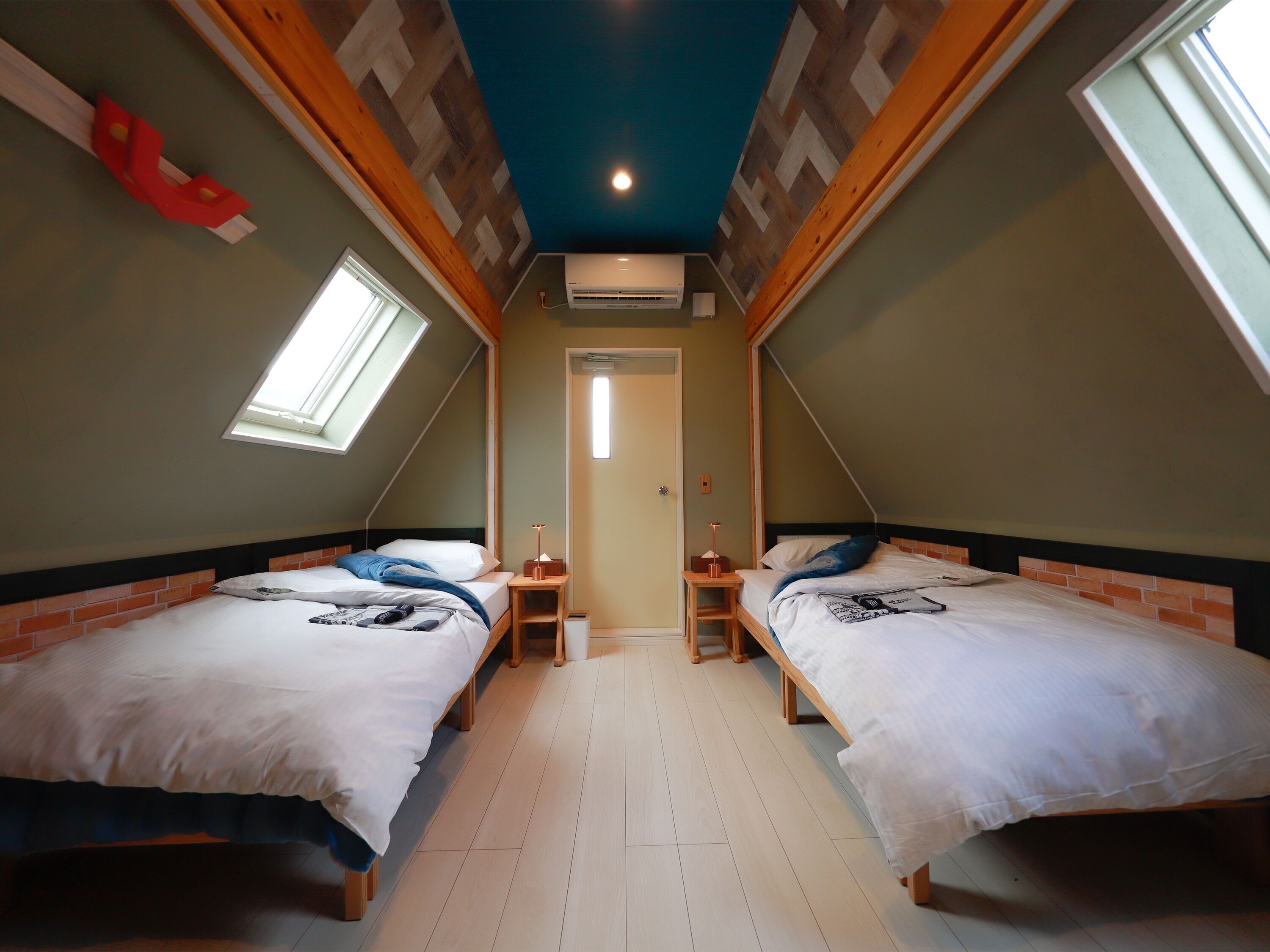 Quarto quádruplo (Quadruple Room with Terrace) | Wi-Fi de cortesia