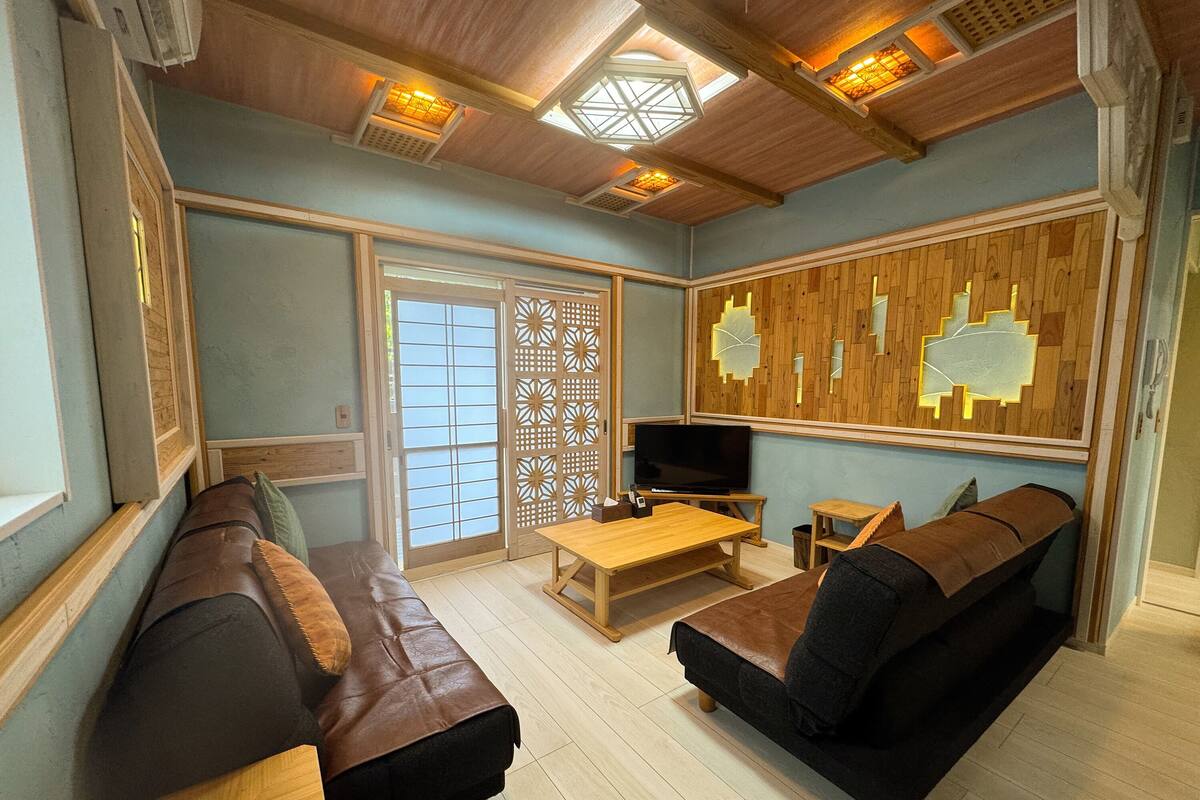 Quarto quádruplo standard, vista para a montanha (Quadruple Room) | Wi-Fi de cortesia