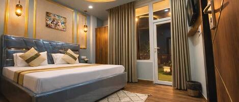Deluxe Room with Balcony | Wi-Fi de cortesia
