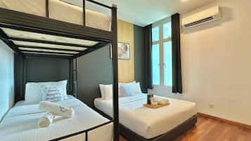 Apartamento Comfort, 1 quarto, Vista para a cidade | Cortinas/cortinados opacos, ferro/tábua de engomar, Wi-fi grátis