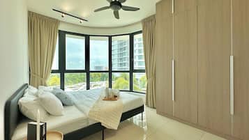 Apartamento Club, 1 quarto, varanda, Vista para a cidade | Cortinas/cortinados opacos, ferro/tábua de engomar, Wi-fi grátis