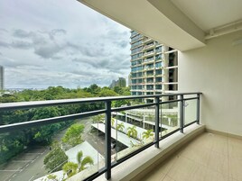 Apartamento conforto, 3 quartos, sacada, vista para a cidade | Área da propriedade