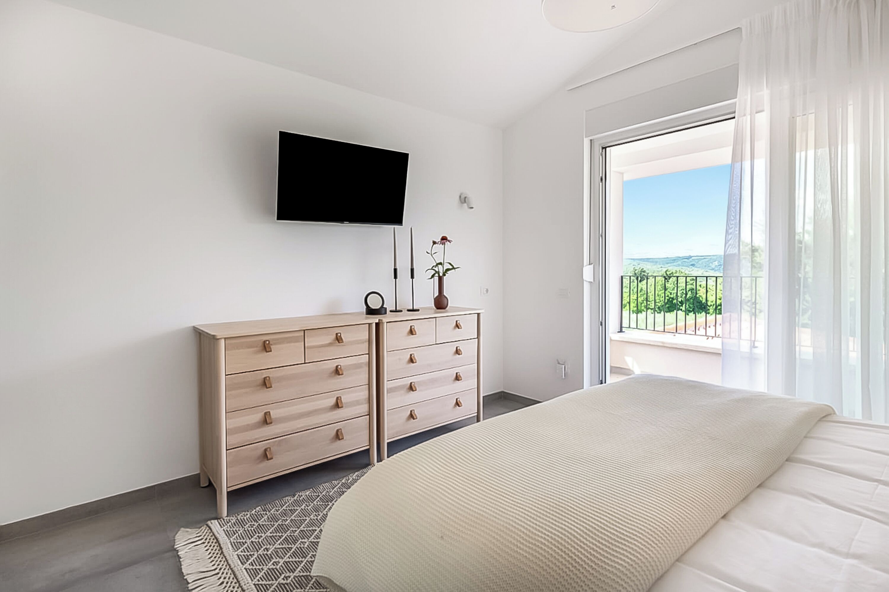 Vila família, vários quartos (Villa Ora) | 3 quartos, ferros/tábuas de passar roupa, Wi-Fi de cortesia