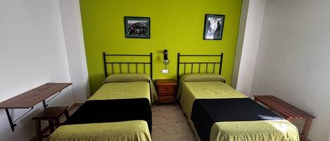 Quarto duplo, vista para a montanha
