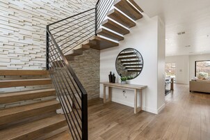 Casa, vários quartos | Parte interna