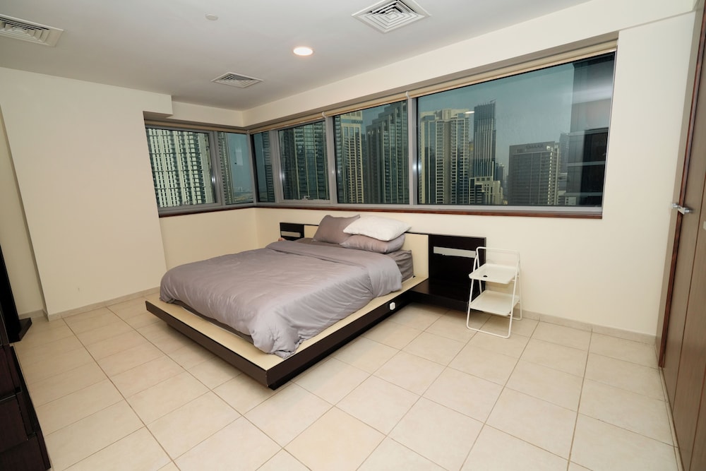 Signature Luxury 2Bedroom Burj Khalifa View Reviews, Deals & Photos ...