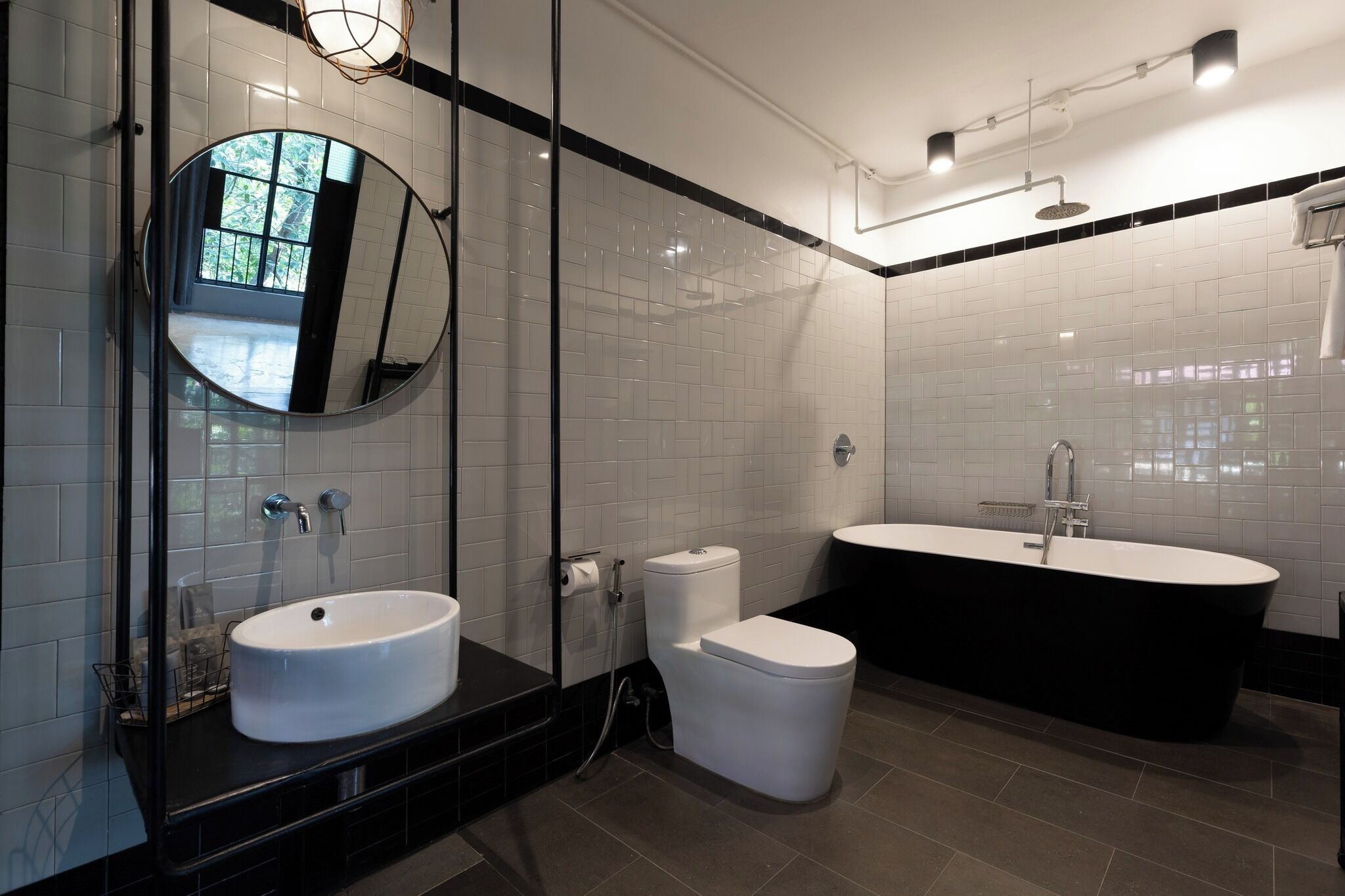 Five-Bedroom Villa | Casa de banho | Artigos de higiene pessoal grátis, um secador de cabelo 