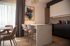 Penthouse de Luxo, vista para a montanha | Restaurantes