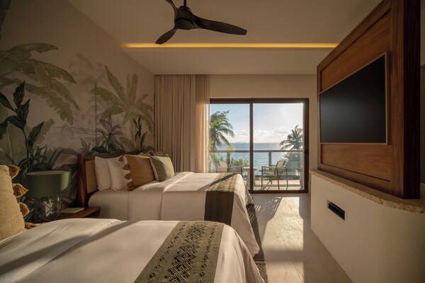 La Coleccion - Isla Mujeres