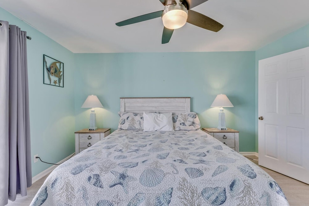 Down by the Sea - Sun Skipper 5G- Ocean view, Pet Friendly Condo in ...