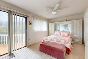 Casa, várias camas, varanda, vista para o jardim (NSB Blue Seahorse Haven) | 3 quartos, individualmente decorados, individualmente mobiliados