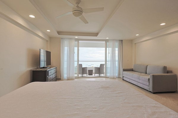 Pier 69 Beachfront Boutique Hotel Romance Zone Adults Only - Conchas Chinas