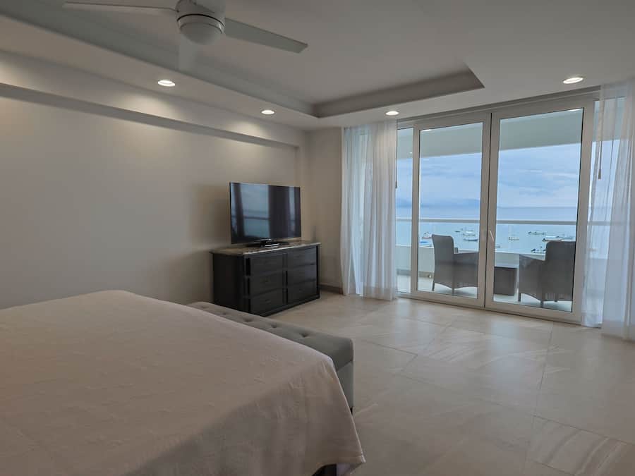 Suite Deluxe, varanda, vista para o mar | Wi-fi grátis