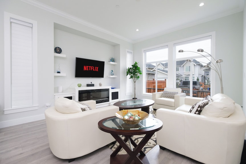 Sleek 5br Near Langley Events Centre & Ev Charger - Surrey