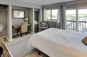 Pinnacle Port A-121- Shore Beats Work, Panama City Beach: Hotel Reviews ...