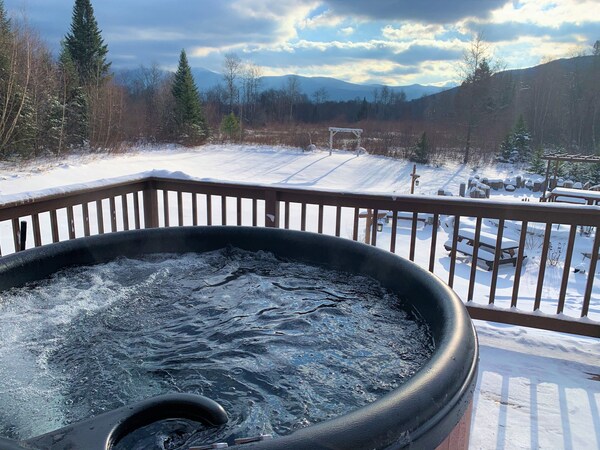 1800ml - As Seen On Tv 1 Mile From Skiing, Great Views, Hot Tub, Fire Pit, Beach! Pool Gym Passes - Bretton Woods, NH