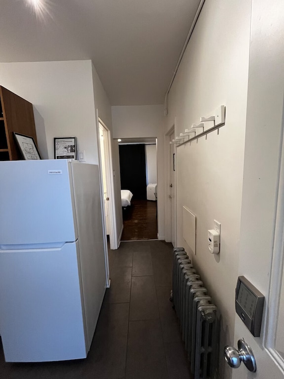 Affordable Bachelor Near Hsc & Downtown - Winnipeg